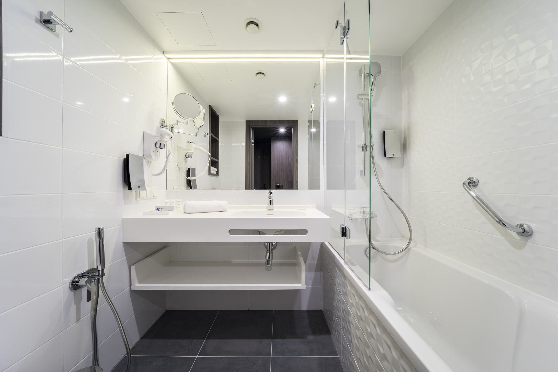 Wellton Riverside SPA Hotel – Hotels – Wellton Hotels, Riga